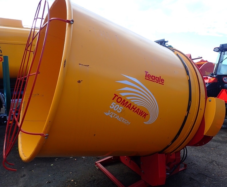 Rozdružovač slámy, sena a senáže TEAGLE Tomahawk 5050